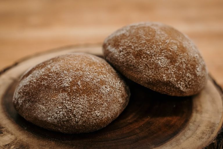 Cema Polveada – El Pavo Bakery